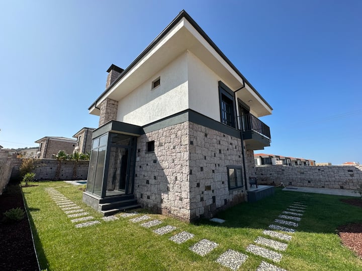 Ayvalik Cunda Adasinda Lux Villa - Ayvalık