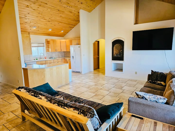 Quiet Retreat - 1.5 Miles To Downtown - Buena Vista