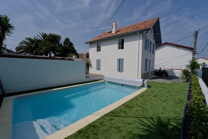 Joli Appartement Vue Sur Mer Avec Piscine Chauffée - Biarritz