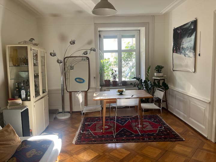 Wundervolle Altbauwohnung - Basel