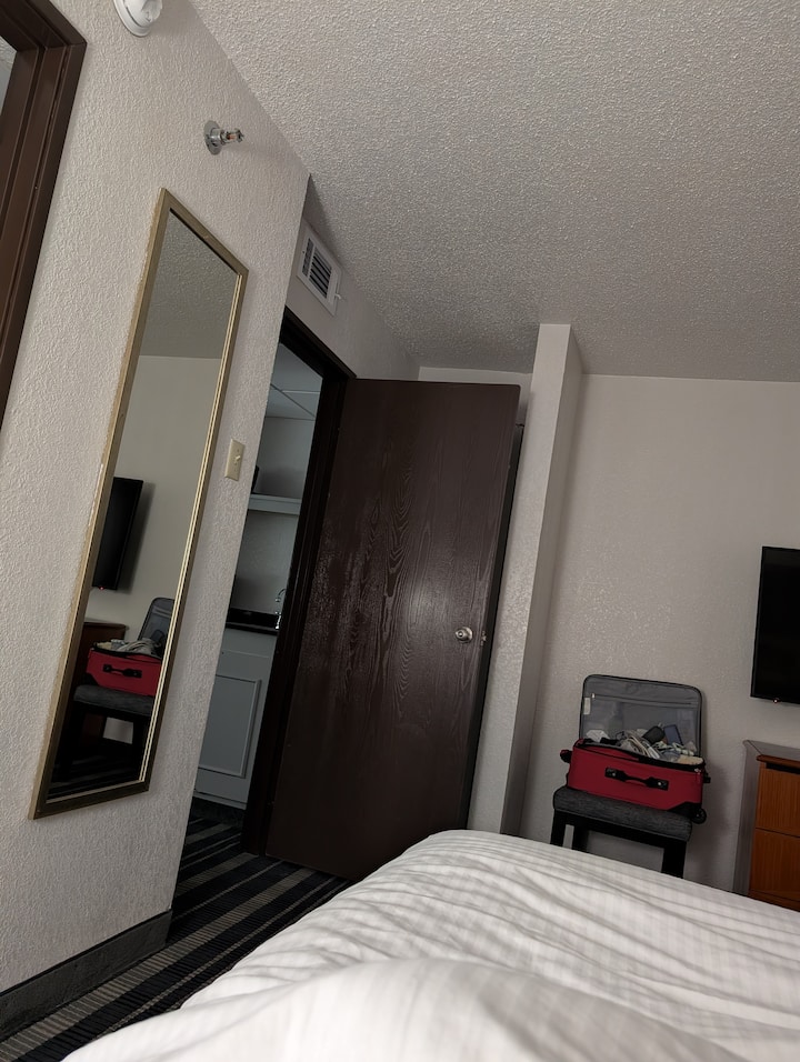 Charming Two Bedroom In The Village - Montrose, PA