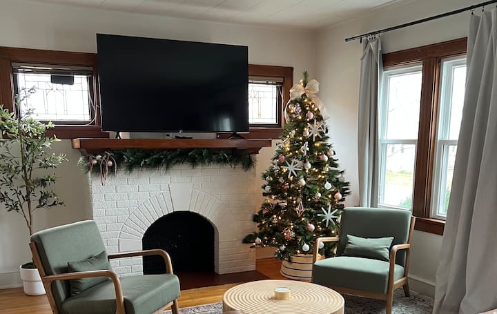 Sleeps 6|amfam Field|free Parking|fenced Yard - ミルウォーキー, WI