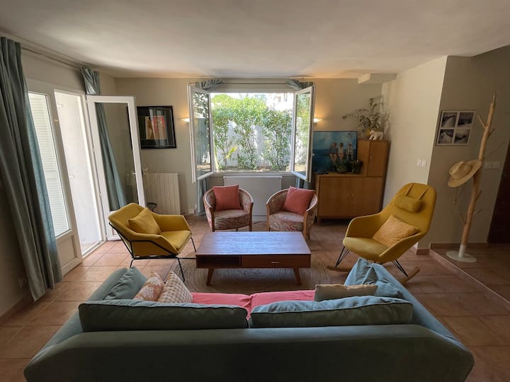 Maison De Ville Avec Piscine - Lattes