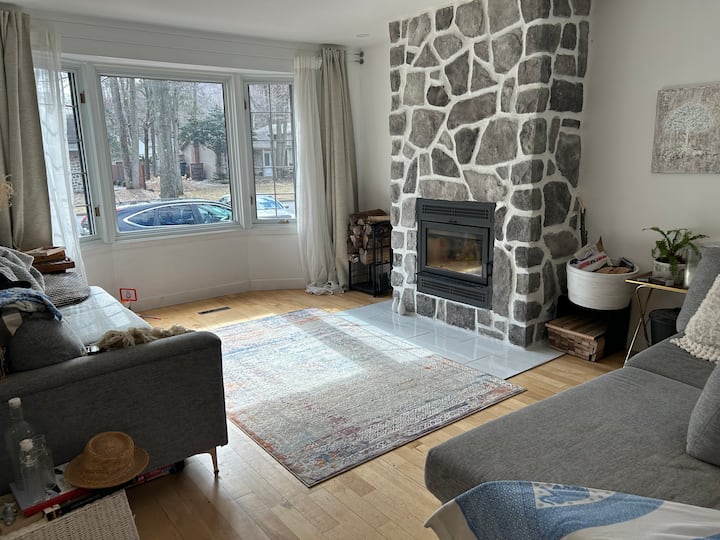 Maison Paisible Grand Terrain ! - Beloeil