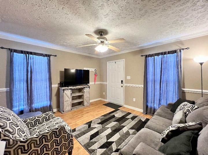 Townhome Near Downtown! - Asheboro, NC