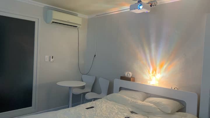 [완산빌] Ott프로젝터, 완산 터미널 부근, 옥탑 바베큐 - 全州市