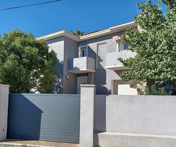 Toulon 1er éTage Villa T3/2 Chambres - Toulon