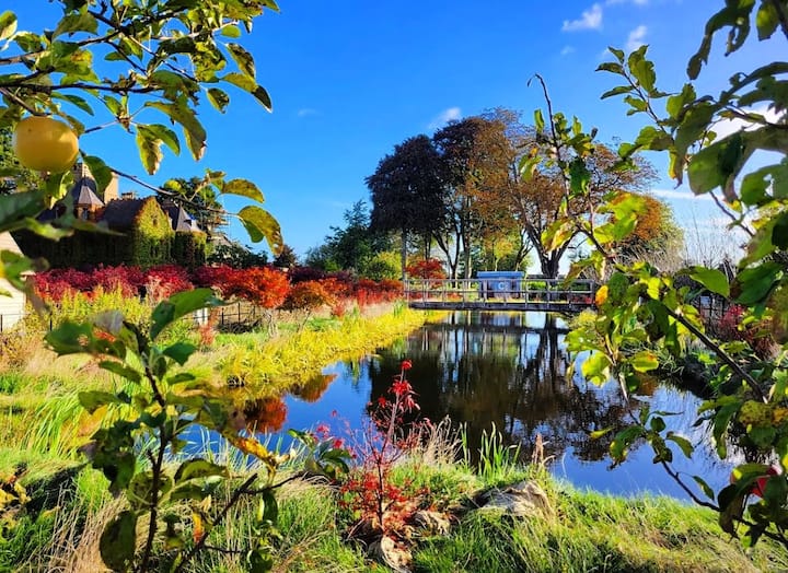 Magical Cotswold Hut Breakfast Inc. Near Bath 1 - Chippenham