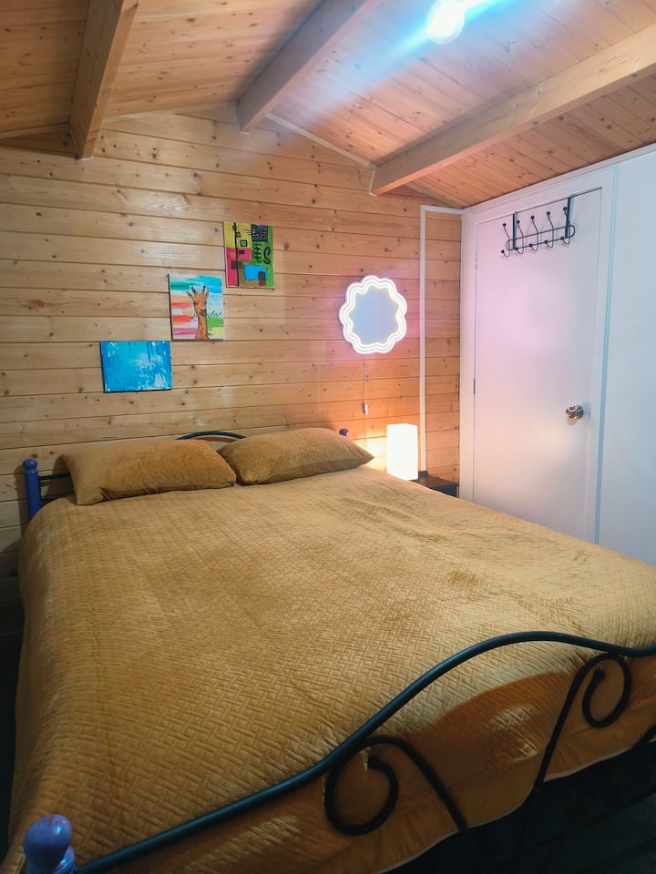 Gorgeous Cabin - Spa Pool! No Clean Fee! - Queenstown
