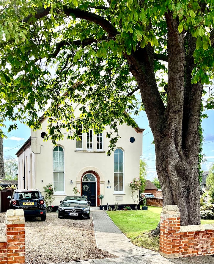 Chapel House Annexe - Hedingham Castle
