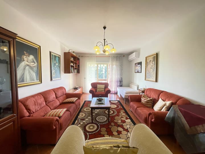 Vila Tahiri 2(2 Kate) - Golem