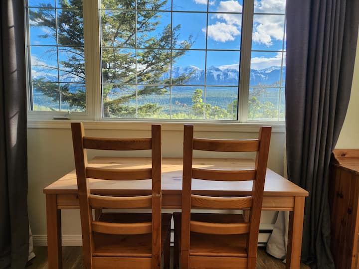Alpenrose Suites Hottub Mountain View - Golden