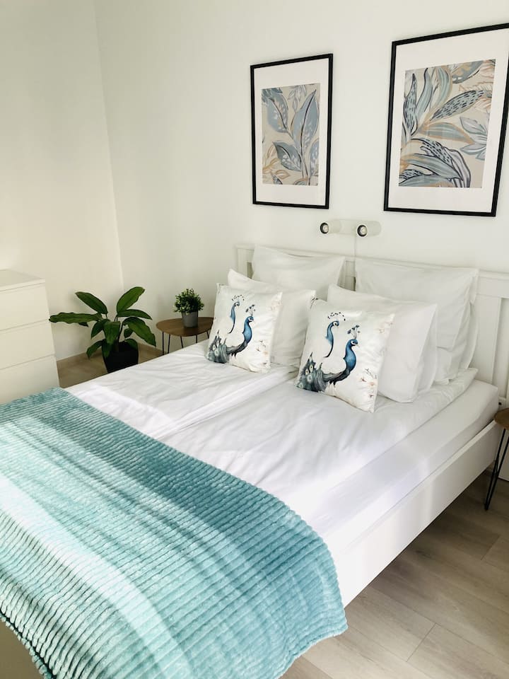 Family Central Suite With A Private Garden - Boedapest