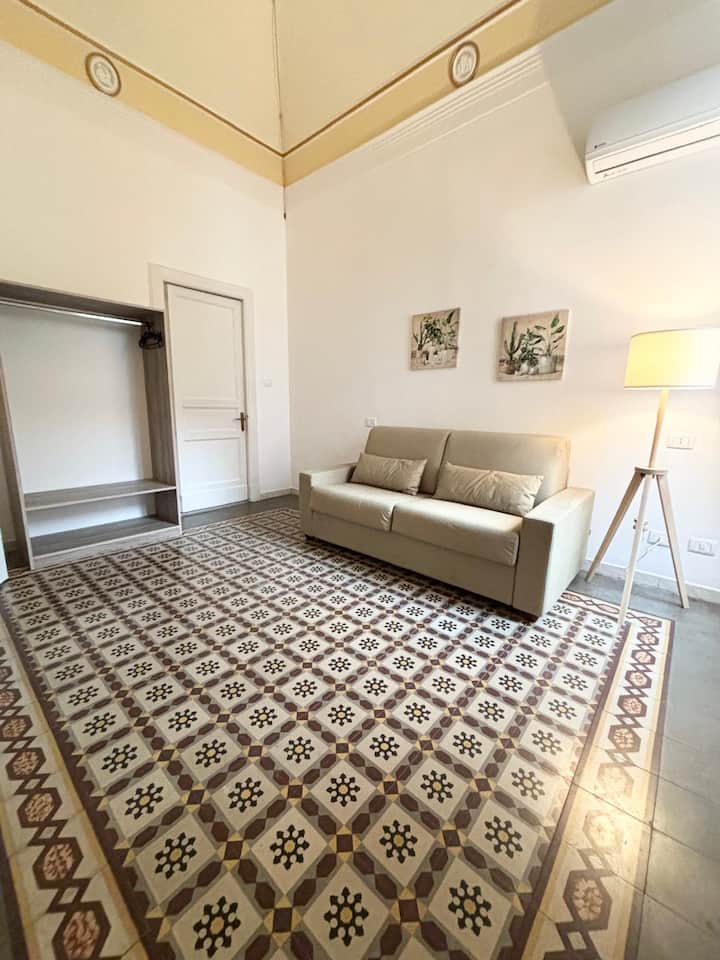 Casa Mirè
Stanza Con Salotto E Terrazzo - Catania