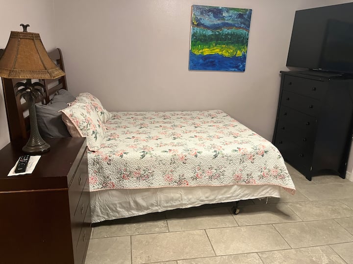 Private Entrance /Hotel  Rental - Navarre, FL