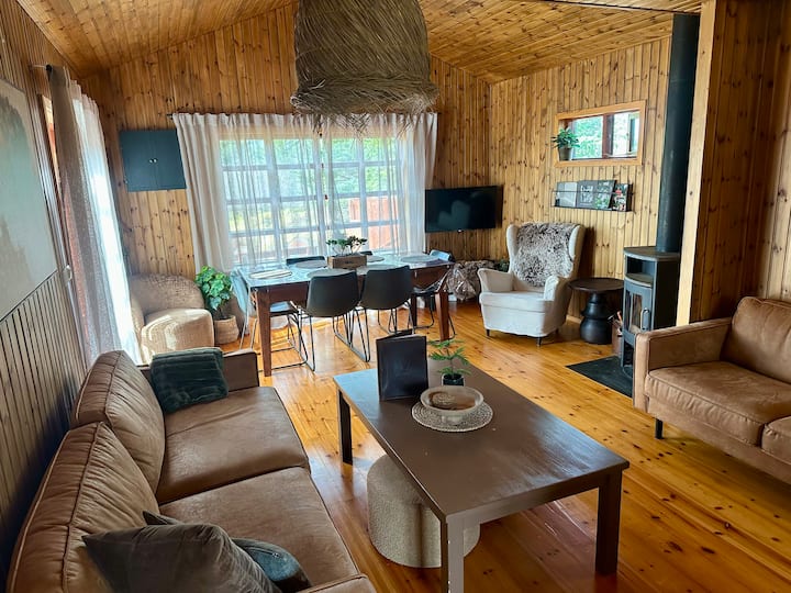 Alftavatn Private Lodge House - Selfoss
