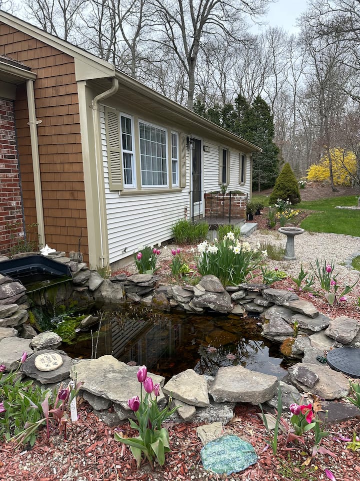 Quiet House  Close To The Ocean - Mashpee, MA