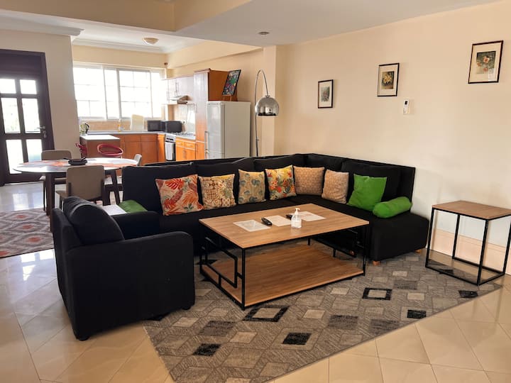 Travellers Top Suite At Osu - Accra