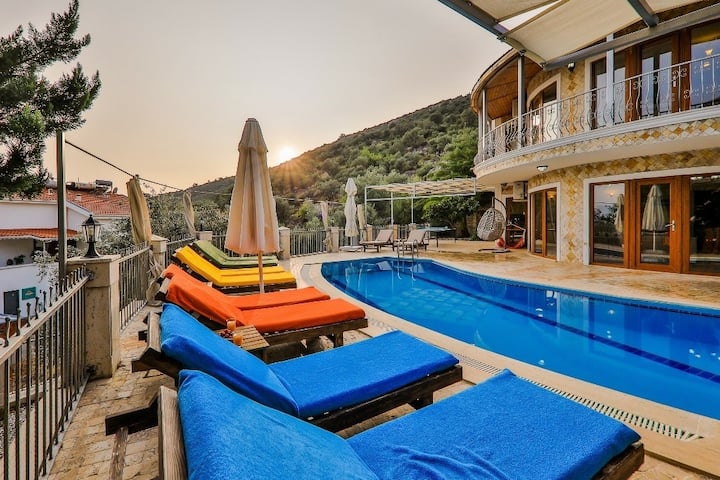 Kalkan Merkezde 2+1 Havuzlu Apart - Kalkan