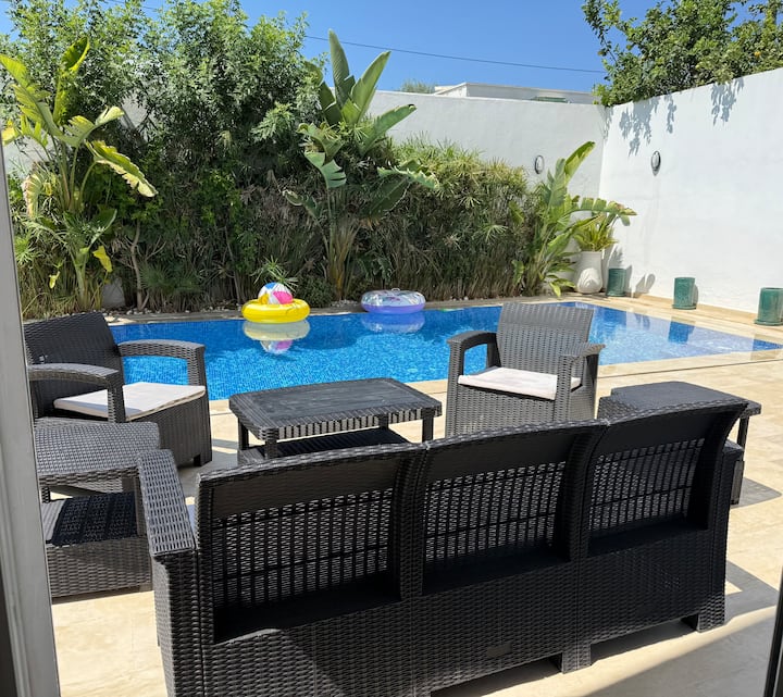 Coquette Villa Avec Piscine - Marsa