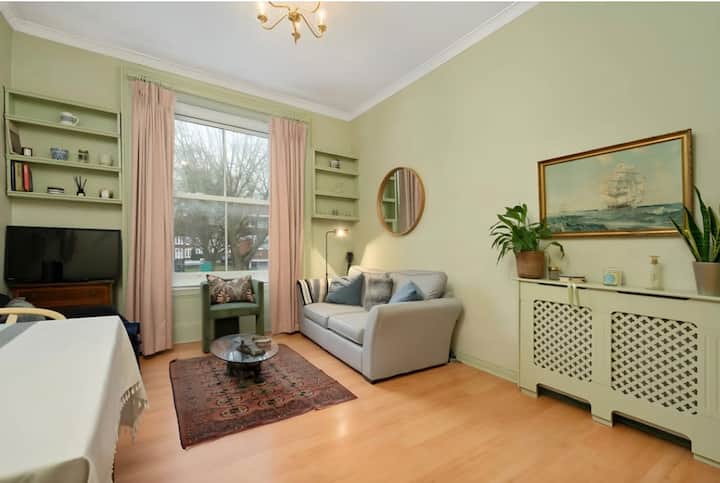A Cosy Garden Flat By Battersea Park - Central London