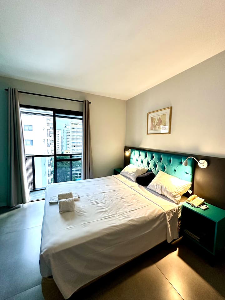 Flat No Jardins Com Vaga óTima Localização - Sao Paulo