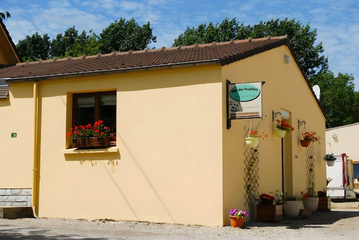 Gîte Des Peupliers, Gîte à La Ferme - Licques