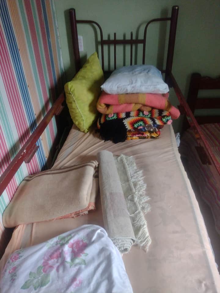 Casa Localizada Em Um Bom Lugar - Santos