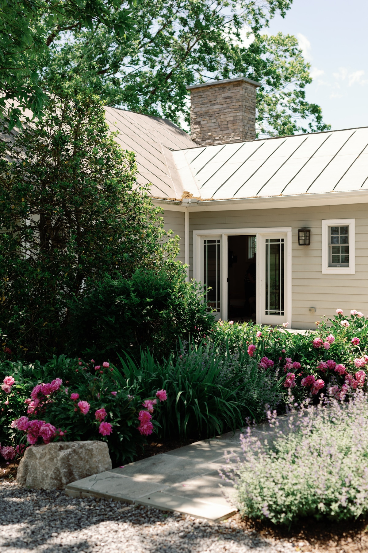 Charming Guest Cottage at Winery - Cottages for Rent in Madison ...