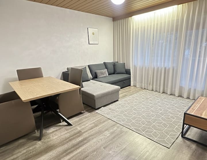 4-room Apartment In Sulzbach - Eschborn