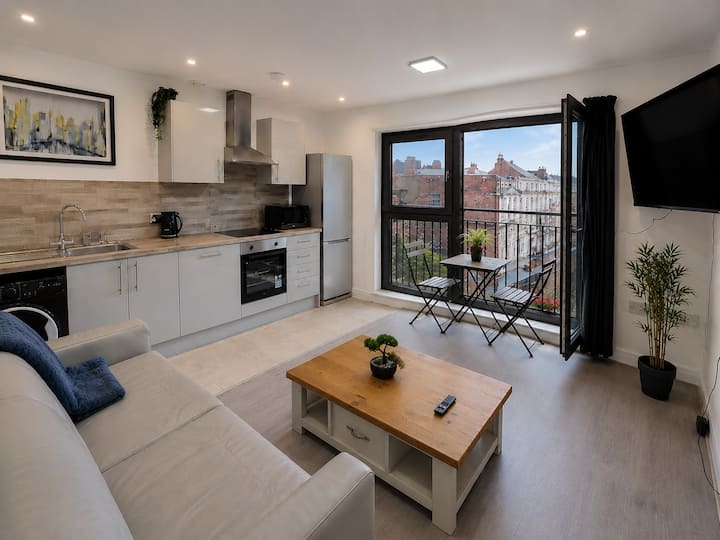 Central Liverpool Hideaway • Step-free • Balcony - Liverpool, UK