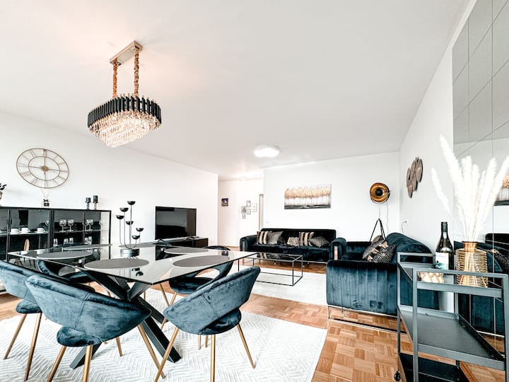 Moderne 110 M² Große *Gold-night* Apartment - Cologne