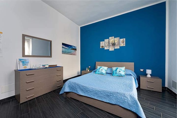 4 Camere Matrimoniali - Cagliari
