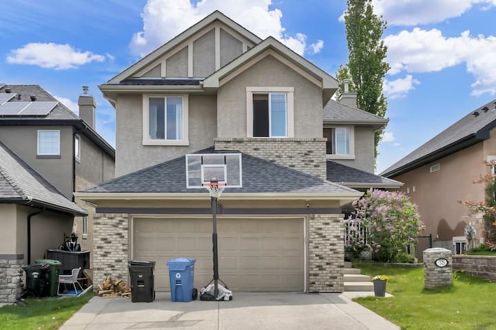 Stampede Getaway- Group Friendly! - Calgary