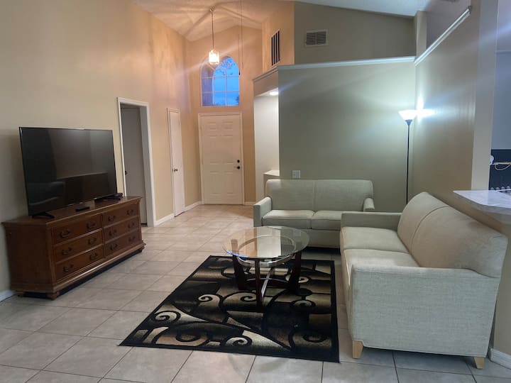 Home Sweet Home Near Ucf, Valencia, Full Sail. - Oviedo, FL