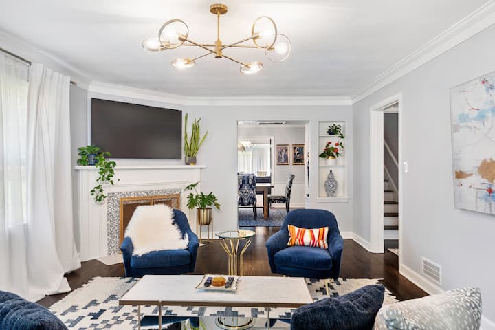 Family-friendly Retreat | Game Room & Outdoor Fun - Overland Park, KS