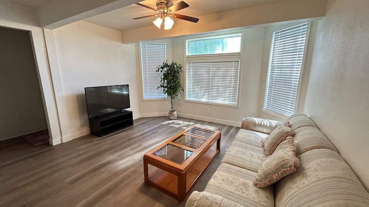 Cc- Beautiful 6bed/3bath Home - Fresno, CA