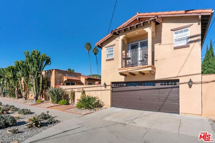 Guesthouse In Picfair Village - Los Ángeles, CA