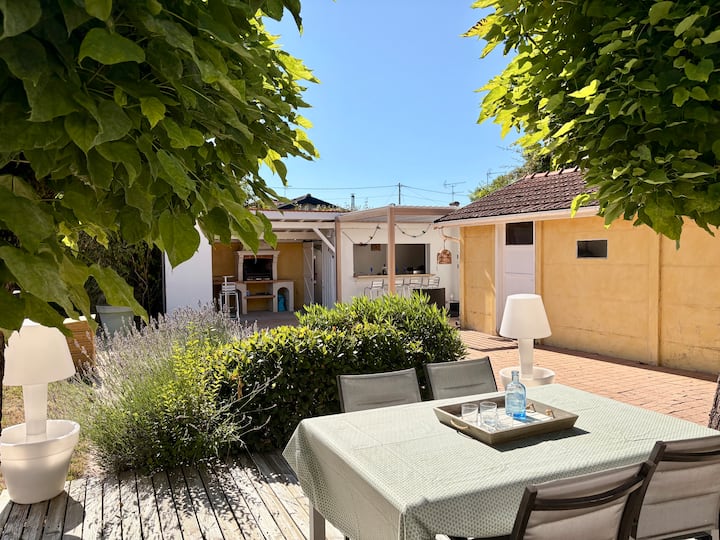 Maison Centre Ville Au Calme, Jardin Et Barbecue - La Teste-de-Buch