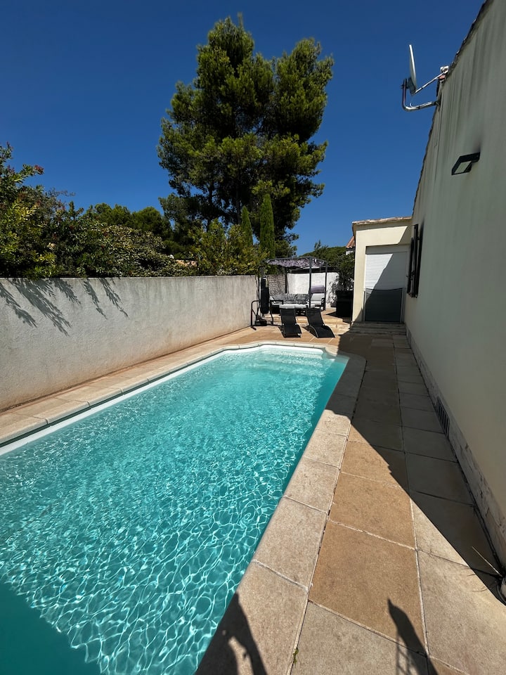 Villa 3 Chambres Clim & Piscine - Rognac