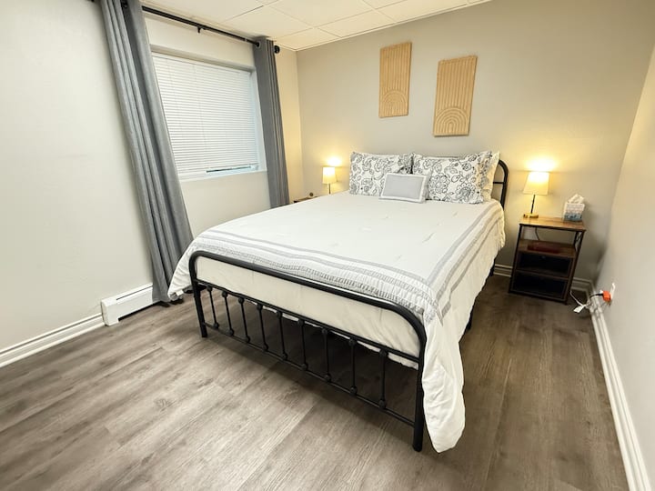Lynn 3 - Cozy Central 2bdr U-med Area Unit - Anchorage