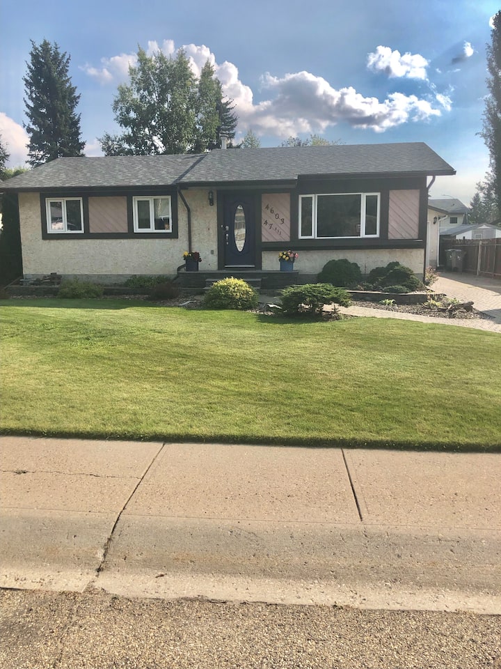 Beaumont Full Bungalow S Of Edm - Beaumont
