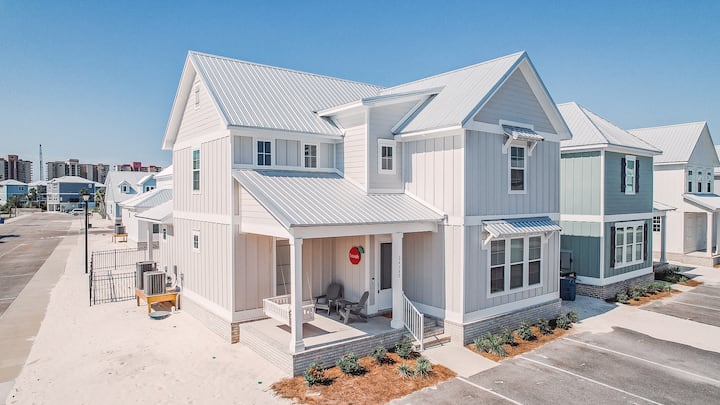 Entire Home - Guest Favorite! Four Little Starfish - Orange Beach, AL