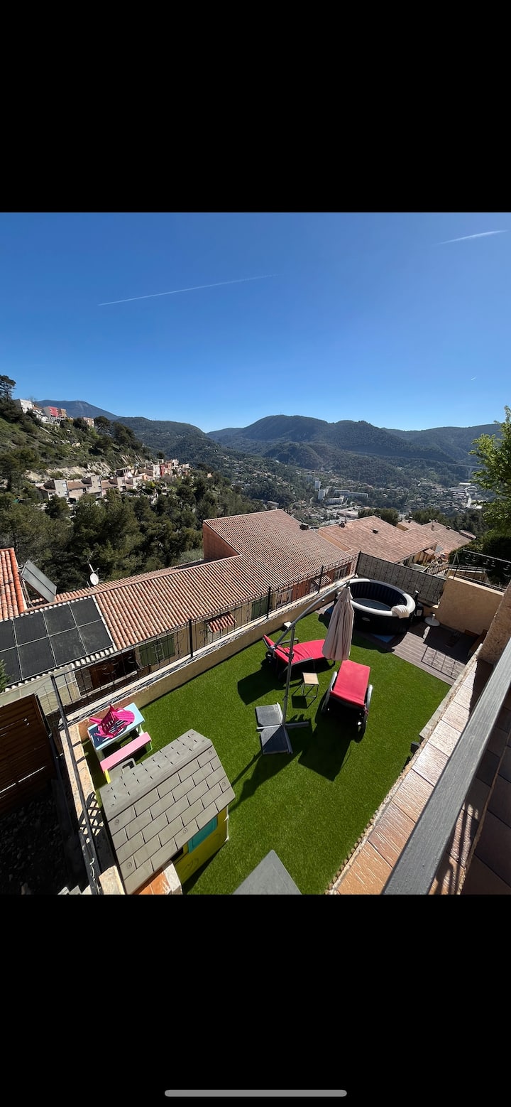 Maison à Louer à La Trinité - Nice