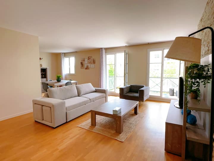 Dreamland- 
Super Appartement Au Centre De Bussy - Bussy-Saint-Georges
