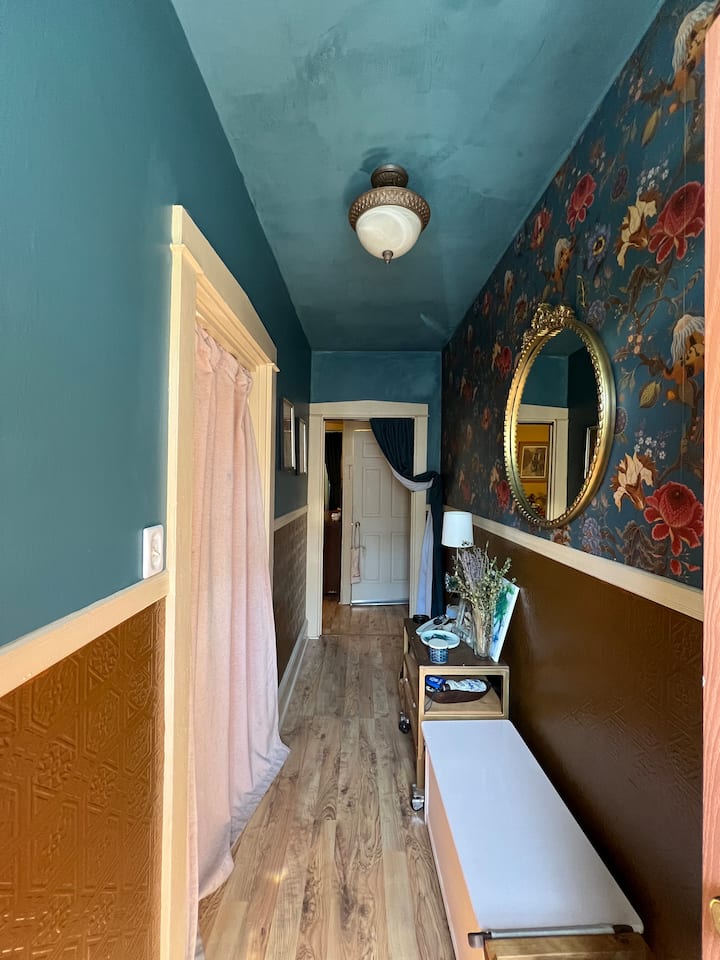 Sweet Sacred Unique And Restful Space. For You. - Lancaster, PA