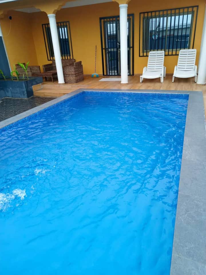 Maison Avec Piscine Privée & Voiture Incluse - Republic of the Congo