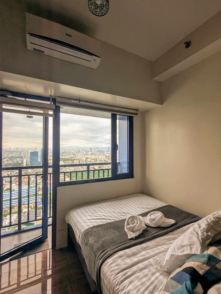 Affordable Staycation In Makati Air Residences - Makati