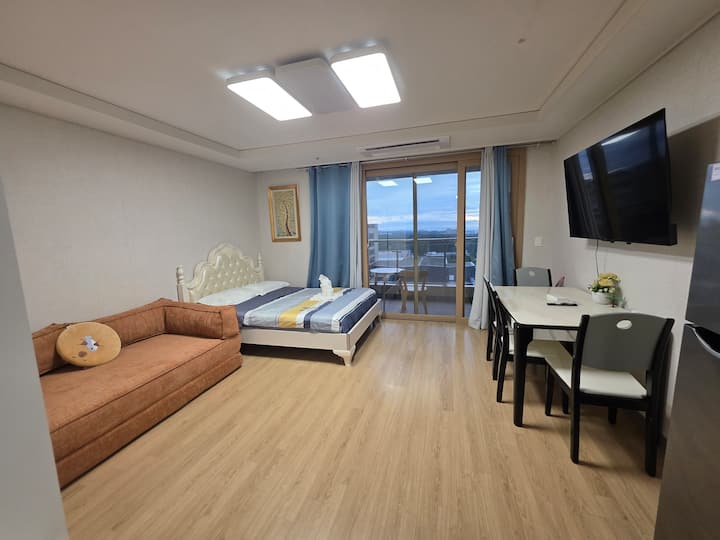 S210 Clark Condo Near Hilton Casino Golf Course - Angeles