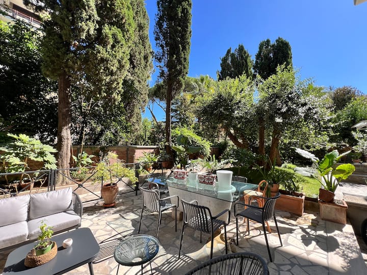 Elegant Residence In Trastevere Rome, Eppytimerome - Rome